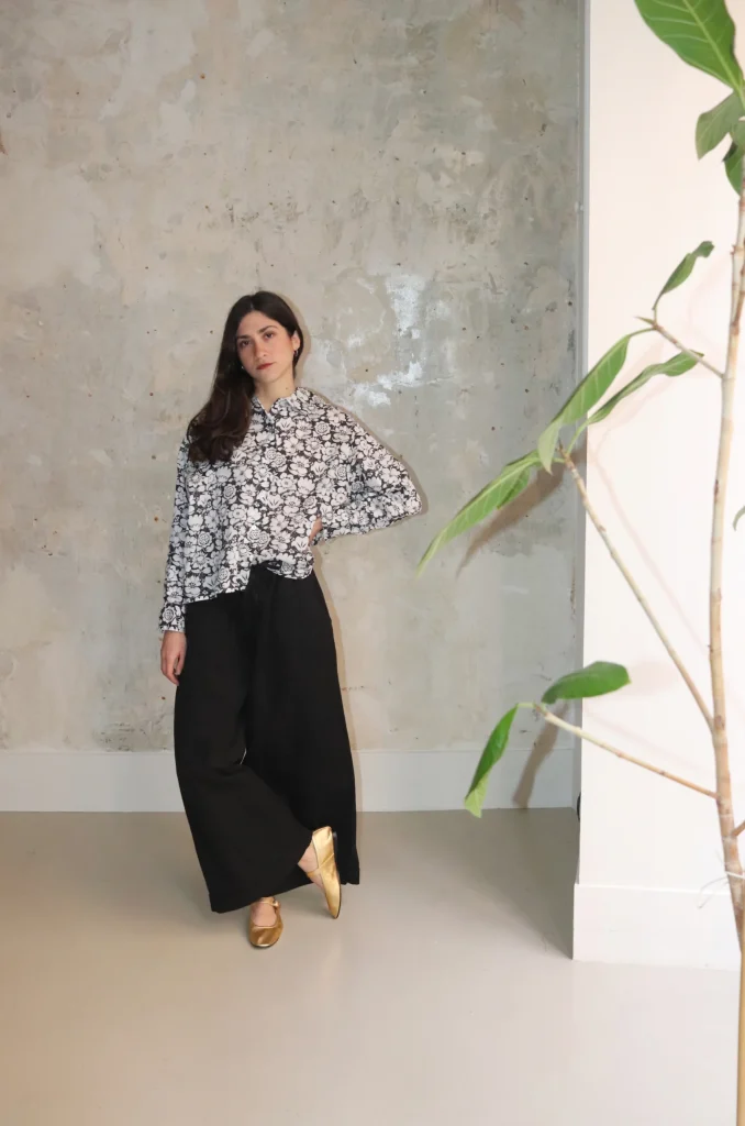 NITTO SOPHIA Shirt Black Pattern